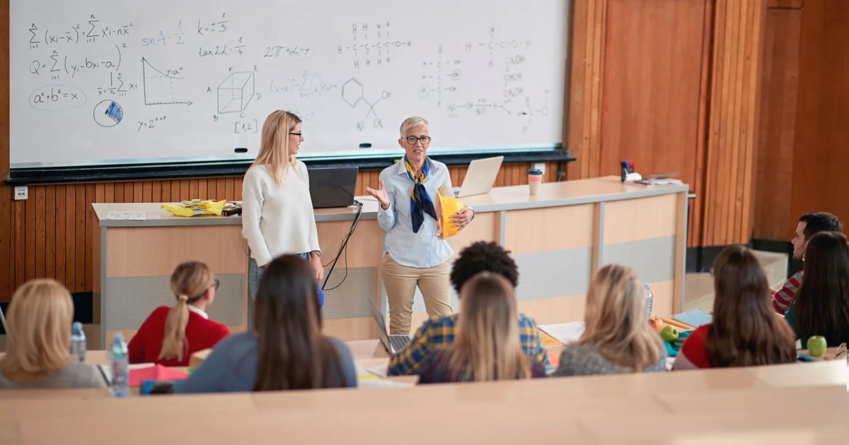 Eight Charts that Tell You Everything About Faculty Pay | NEA