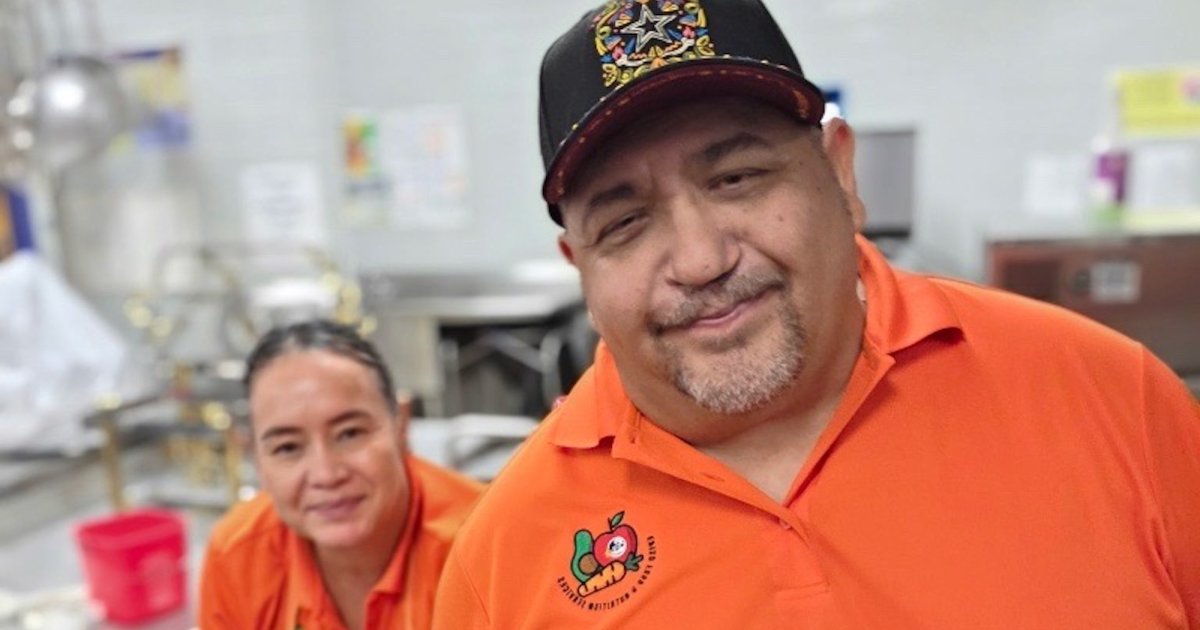 For Jorge Galindo, Feeding Kids is Personal | NEA