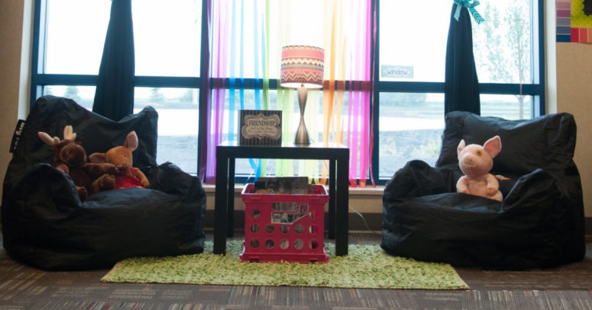 Farewell Desks, Here Come the 'Starbucks Classrooms' | NEA