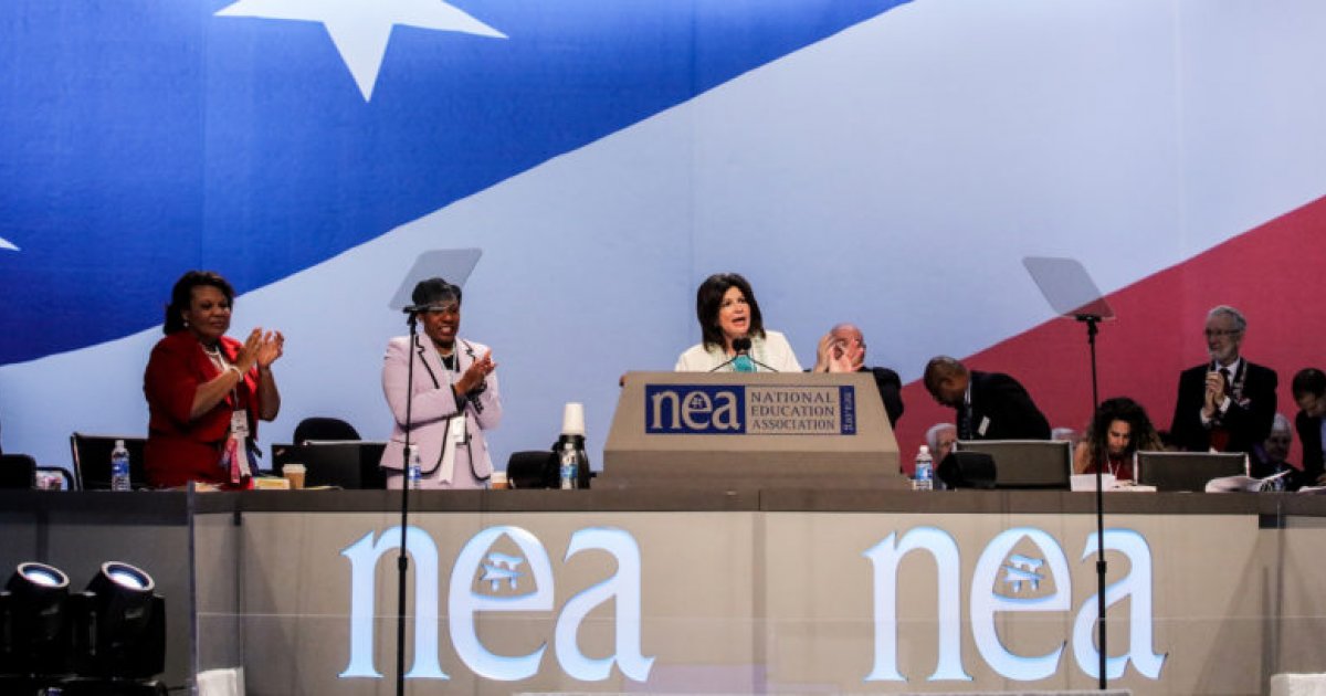 At 2017 NEA Representative Assembly, Educators Vow to Hold Strong ...